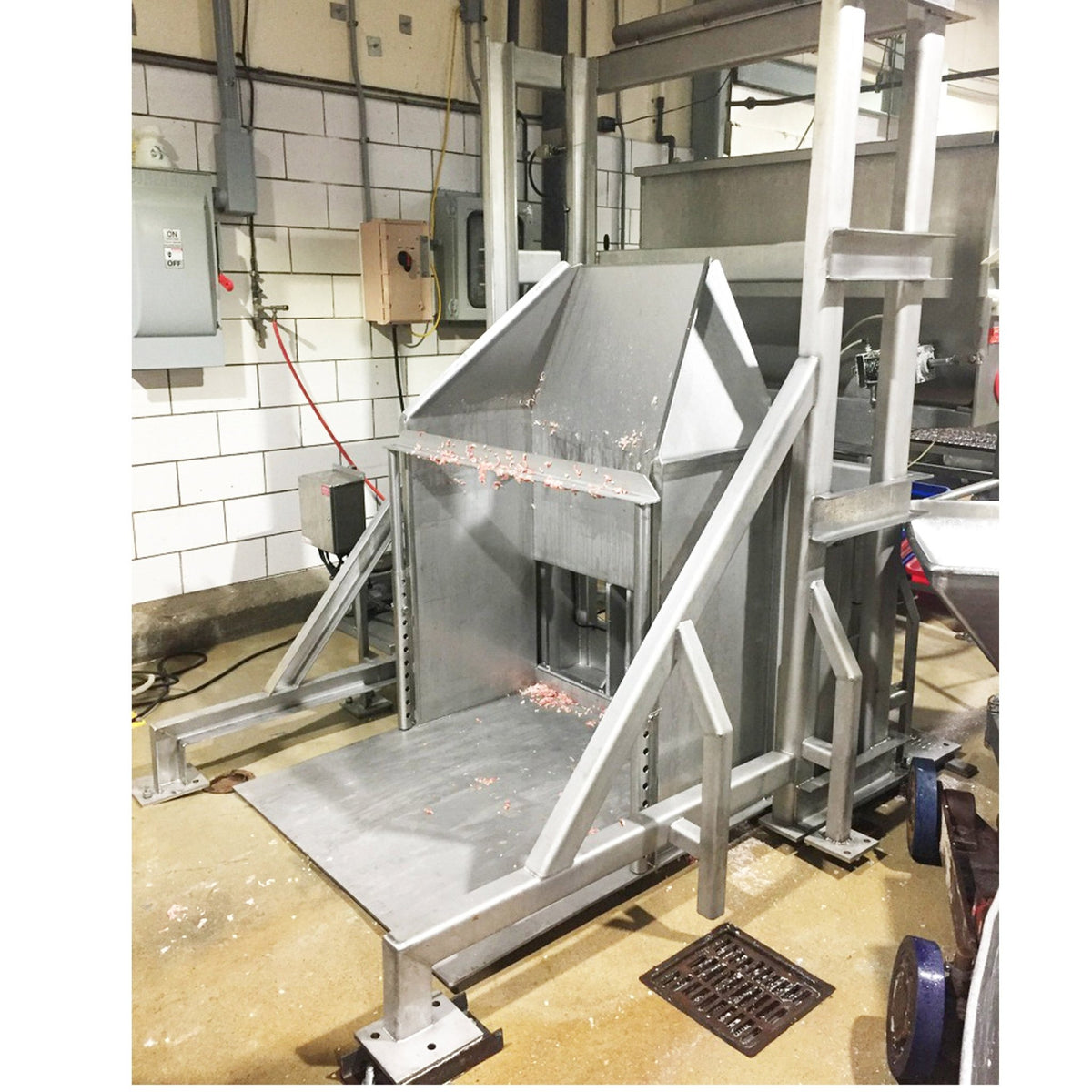 Stainless Steel Ground Level Column Dumpers – Superlift Material Handling