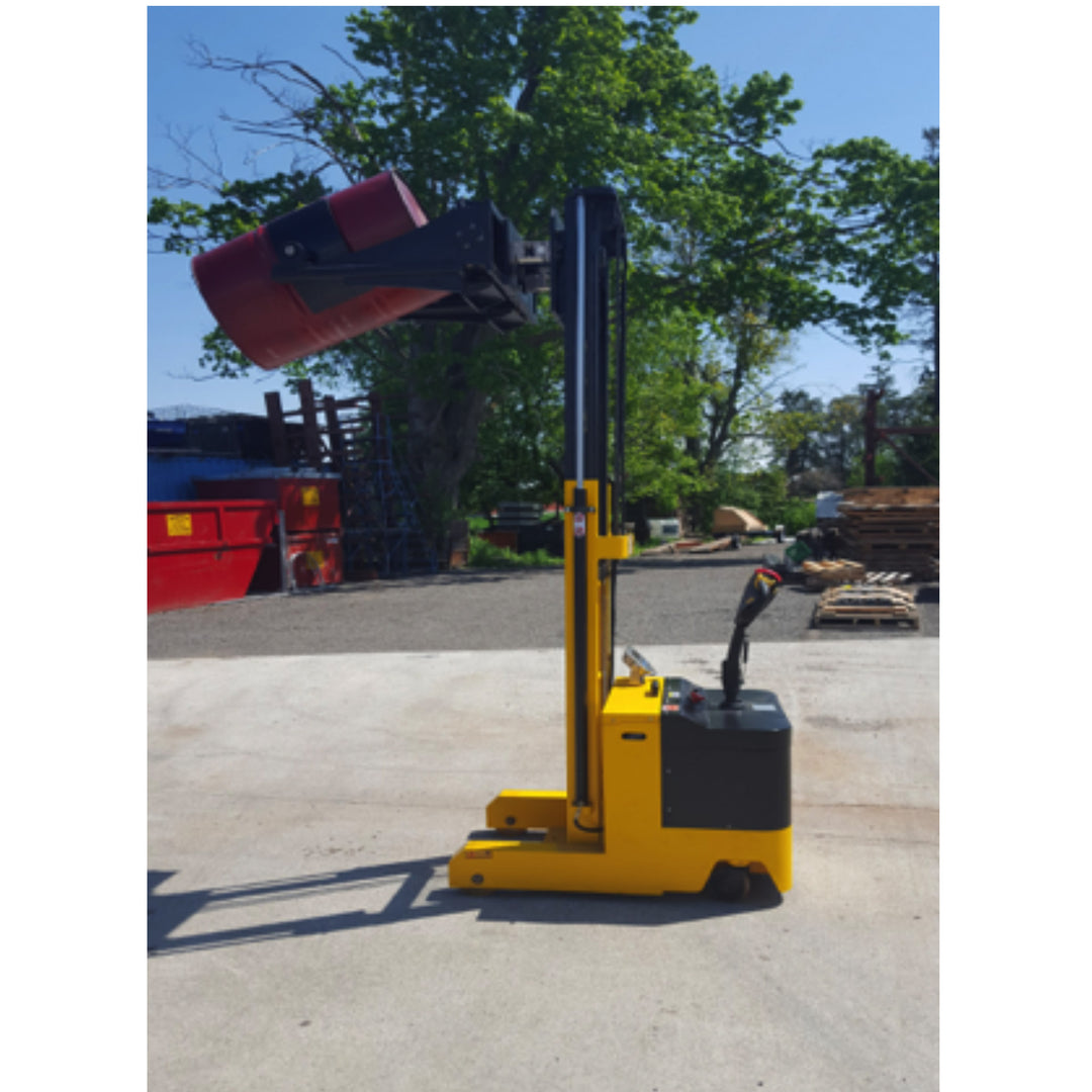 Drum Dumpers – Superlift Material Handling